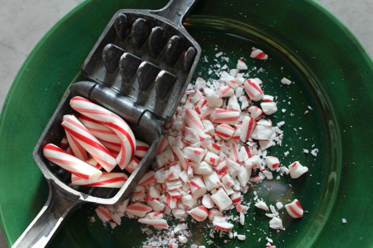 how to make peppermint bark | Loisaida Nest
